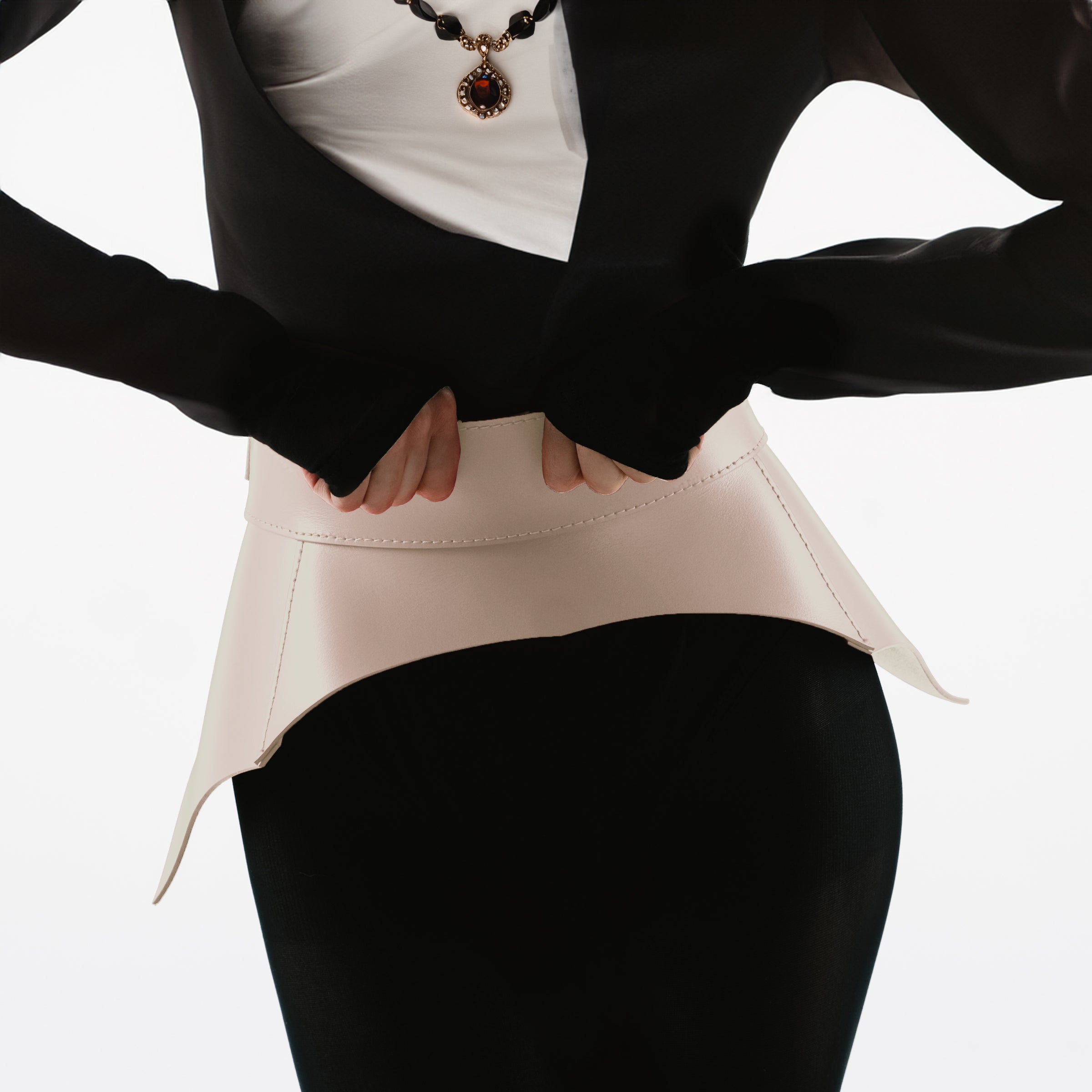 Leather Peplum Belt – Wide Adjustable Waist Belt | BrunetkaHarness